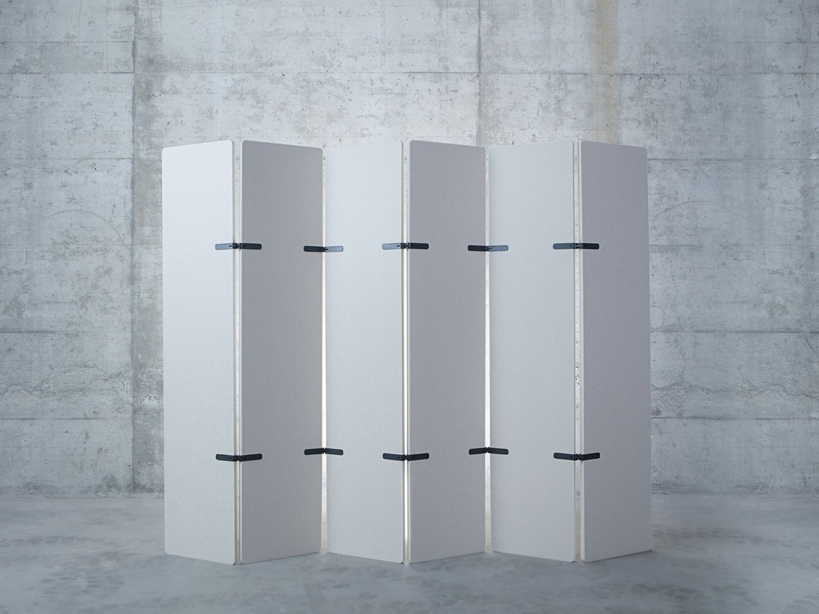 ECHOCOVE® PALING Freestanding PET office screen By ECHOJAZZ