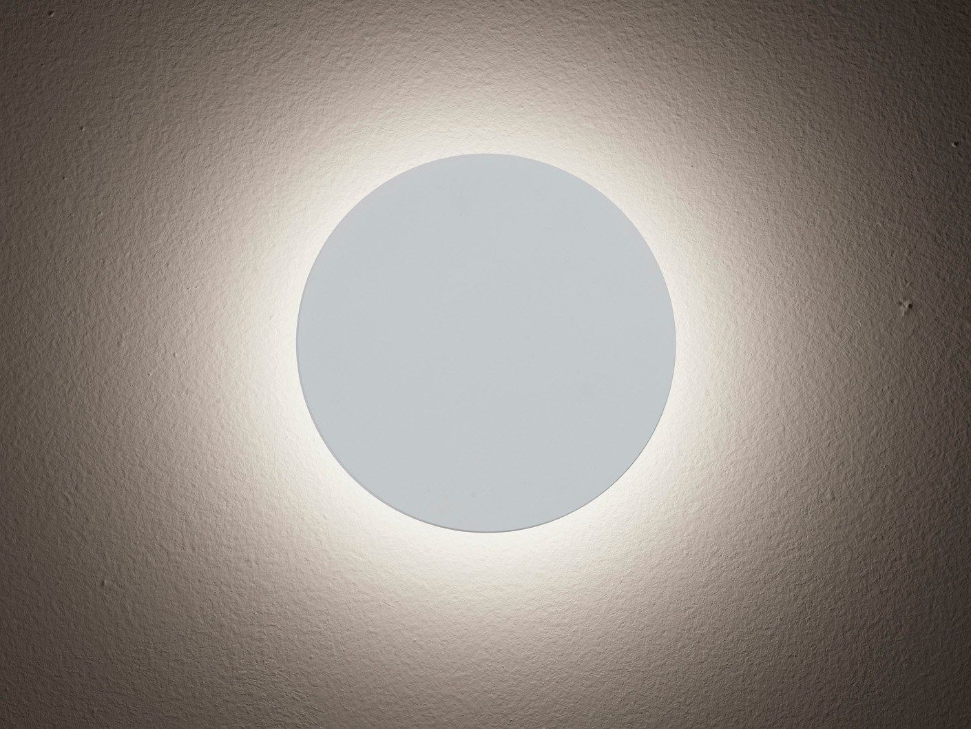 ECLIPSE LED wall light By EGOLUCE