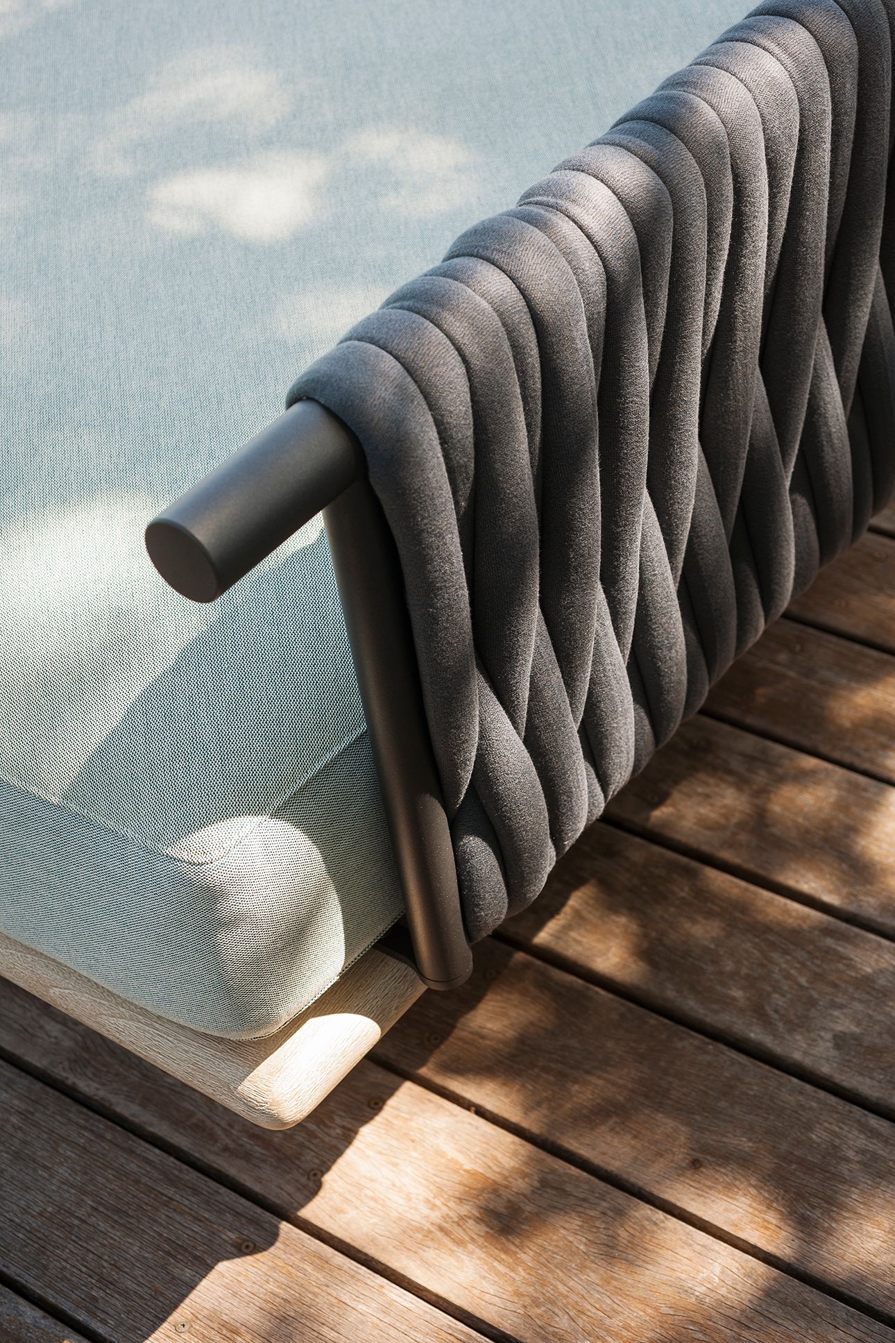 EDEN Corner fabric garden sofa By RODA