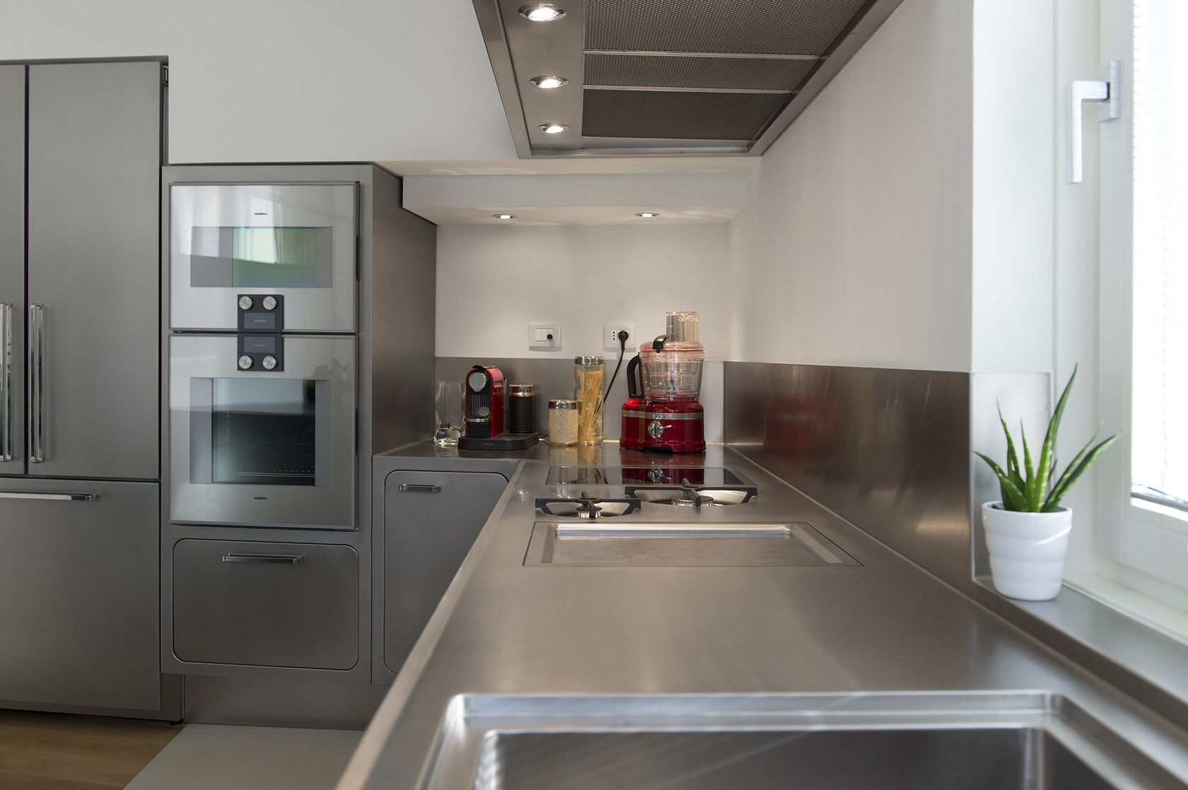 EGO Custom stainless steel kitchen By ABIMIS | design Alberto Torsello