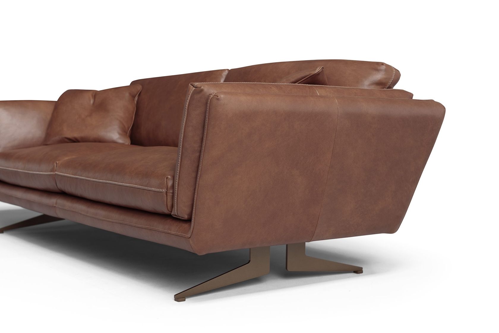 Sled base leather sofa ELITE By Marinelli Home