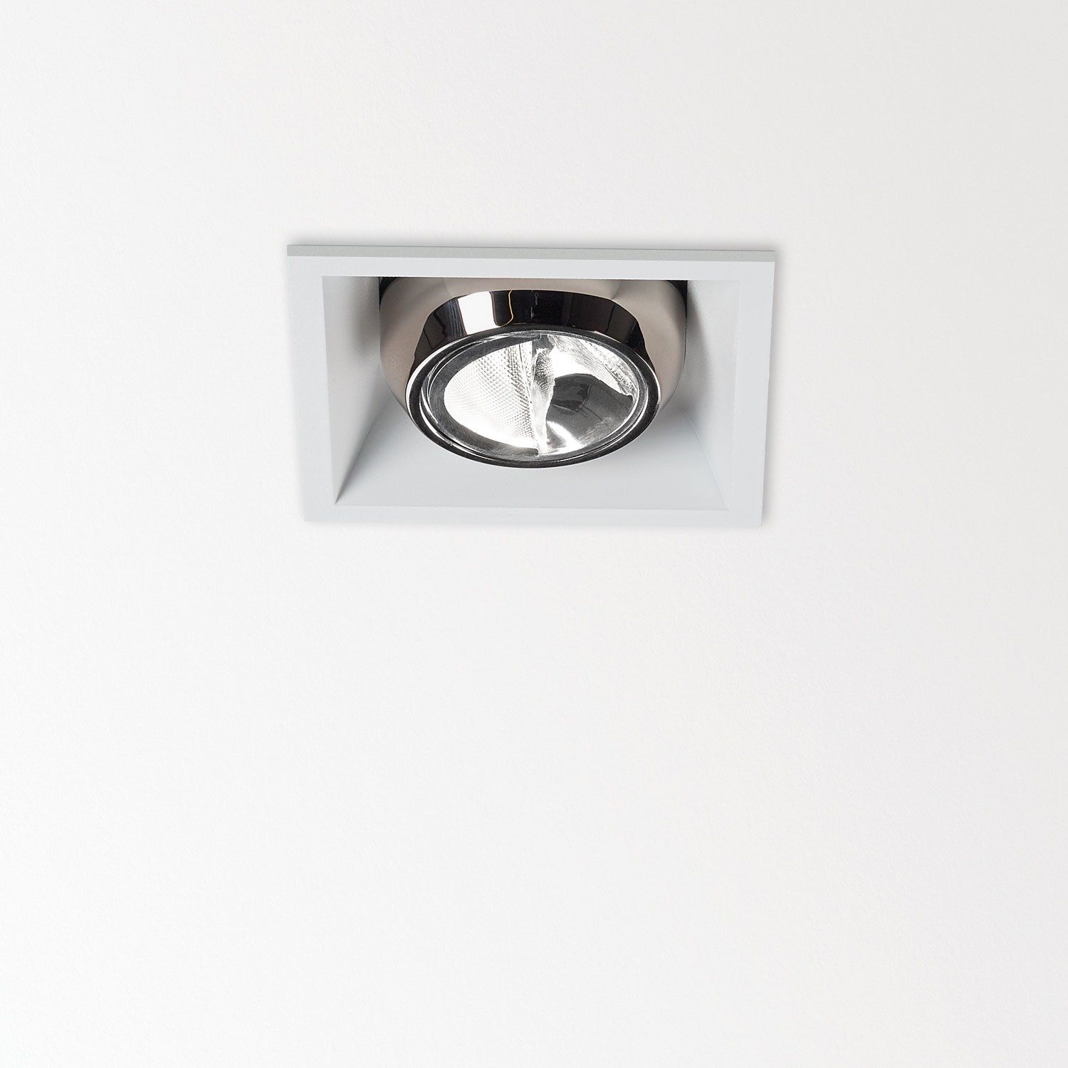 ENTERO SQ-S WALLWASH Spot By Delta Light
