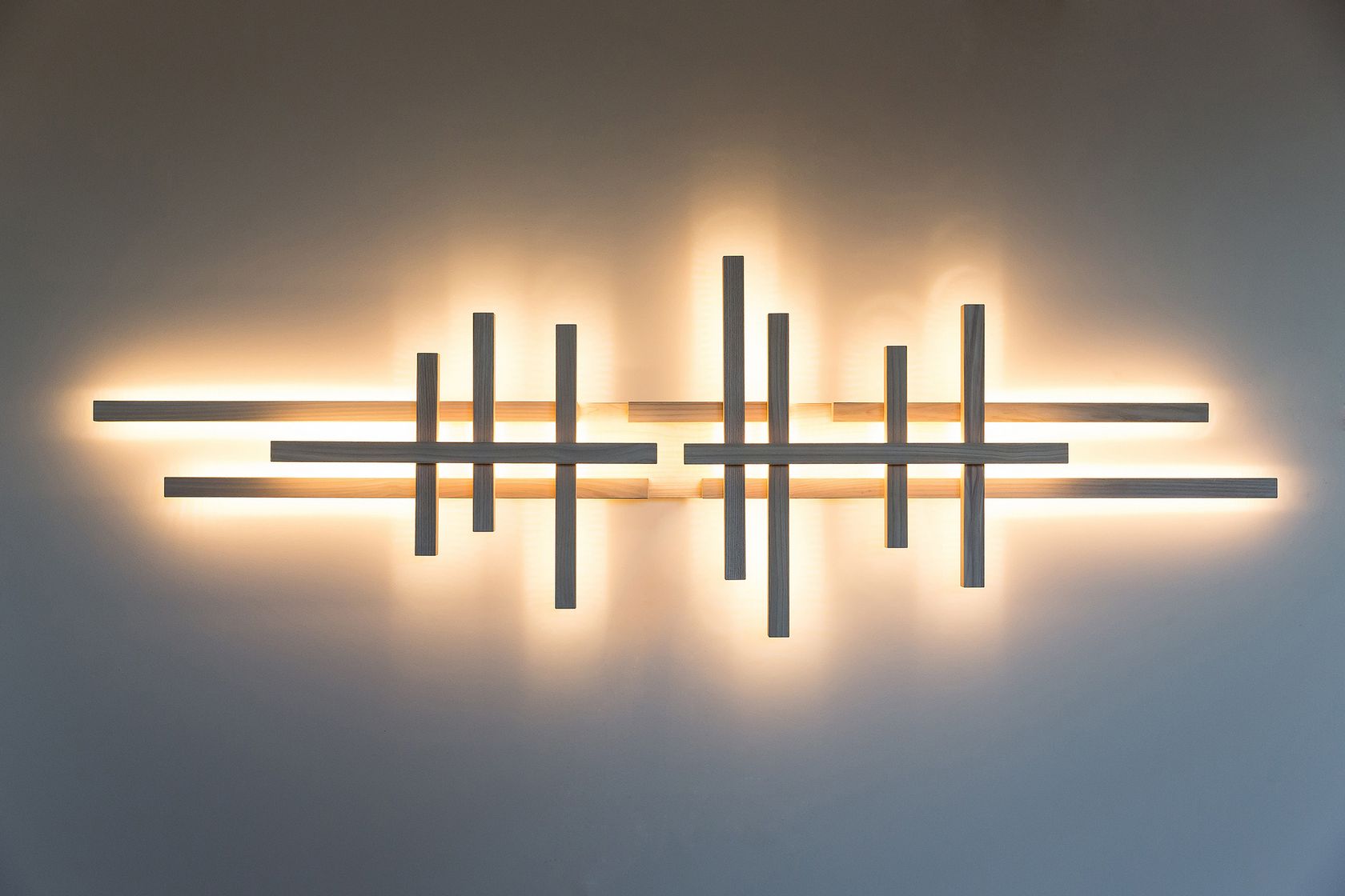 LED wooden wall lamp EQUILIBRIUM LONG By NEXT LEVEL DESIGN STUDIO