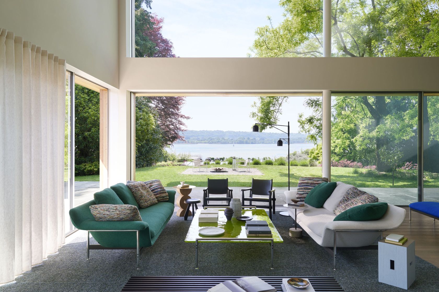 ESOSOFT Sectional sofa By Cassina | design Antonio Citterio