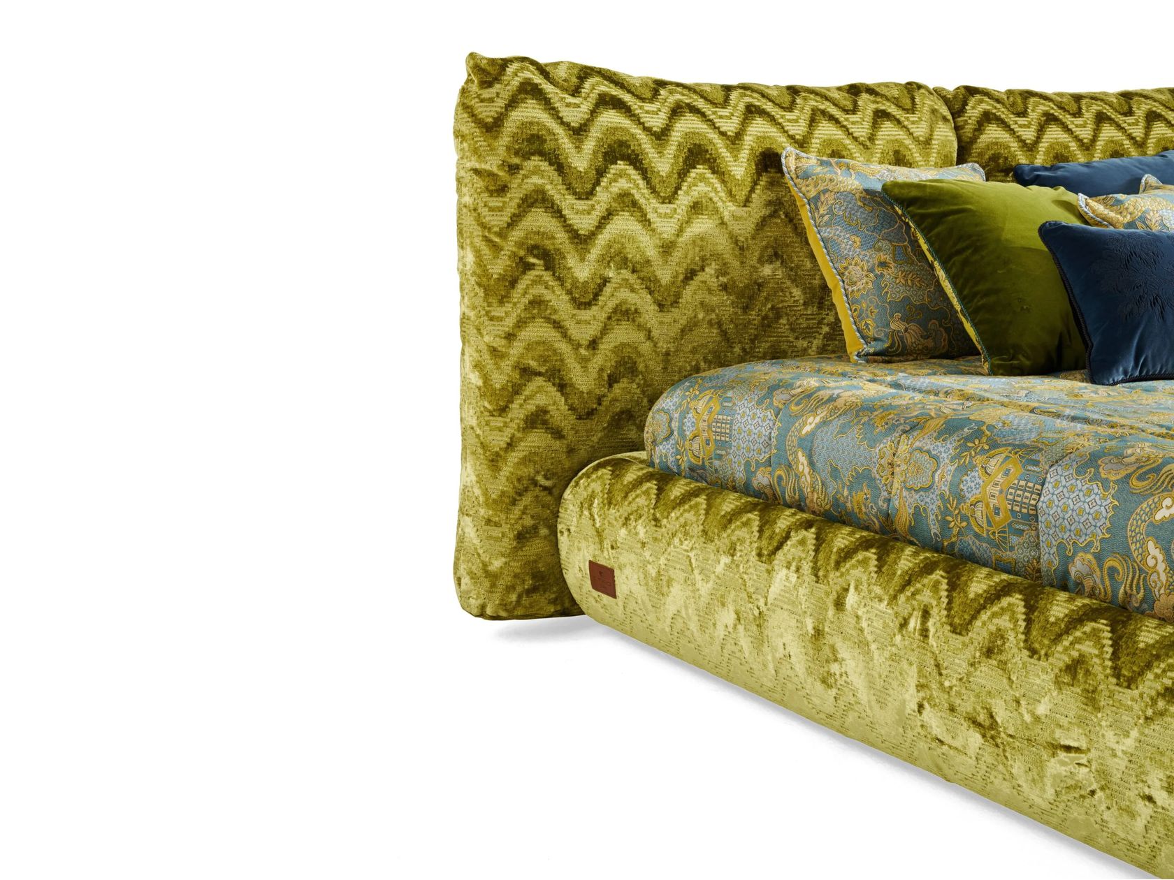 CUSHY Bed By ETRO Home Interiors