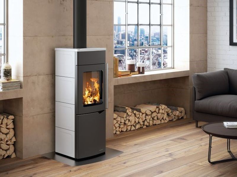 IKI 16:9 Wood-burning glass and steel stove Class A By PALAZZETTI