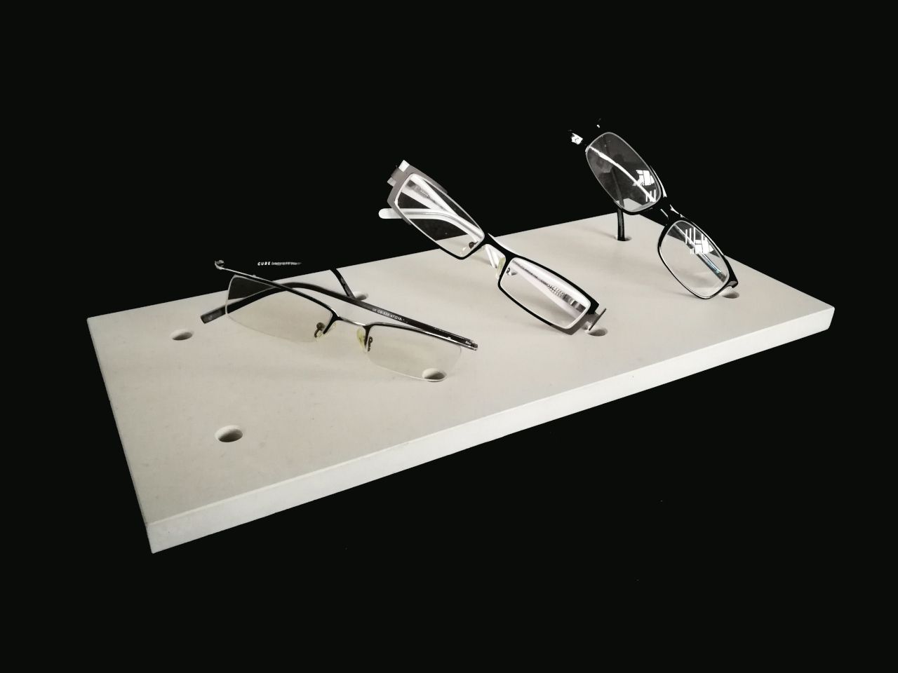 EYEGLASS DISPLAY retail display unit By CO33