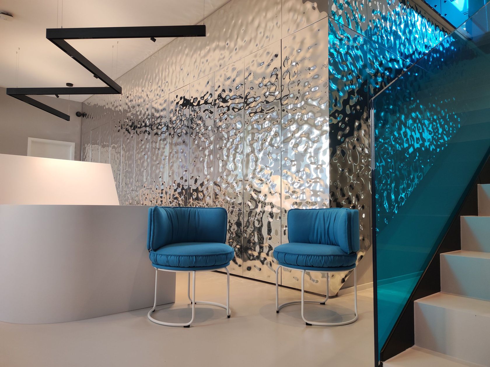 BUMPS Plate Panel for facade By Emboss