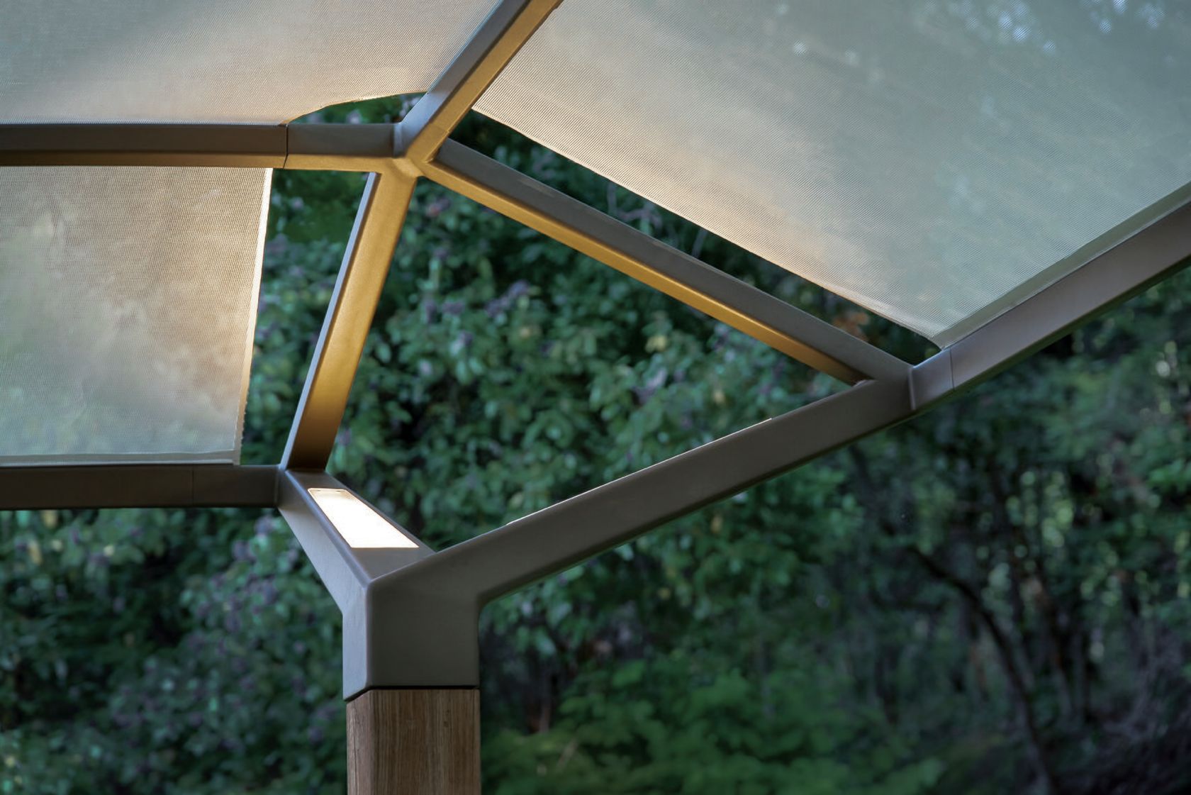 COSMO Pergola By Ethimo