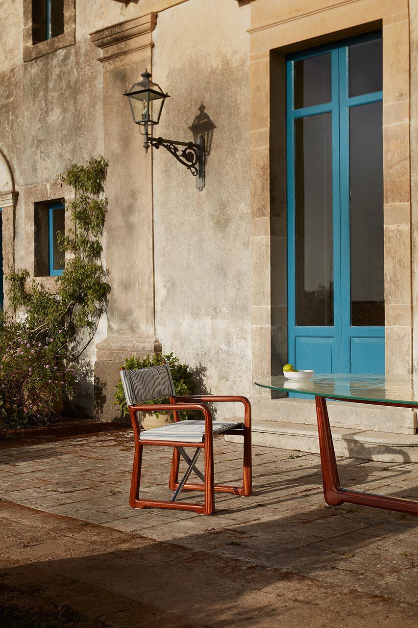 LPIDC01 Folding director mahogany and fabric chair By Exteta