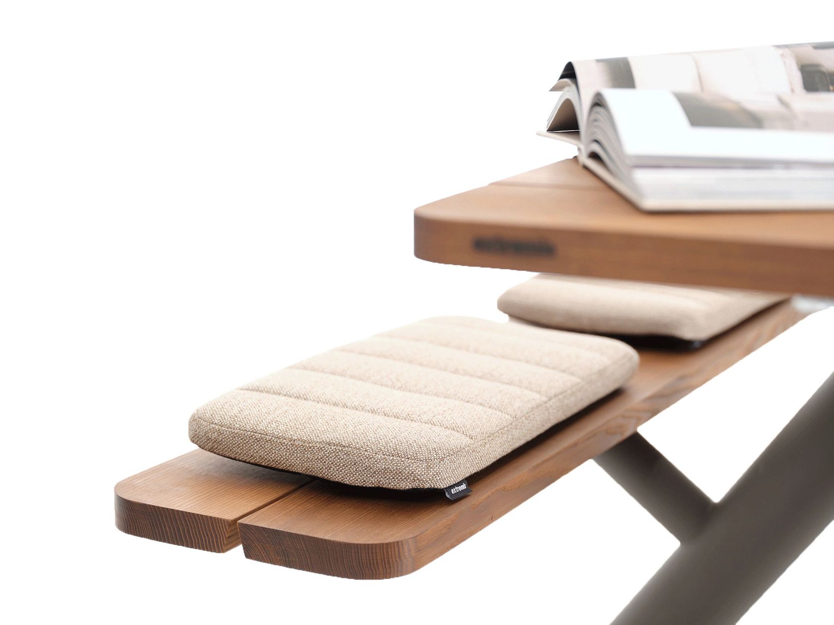 PANIGIRI PICNIC Table for public areas By Extremis