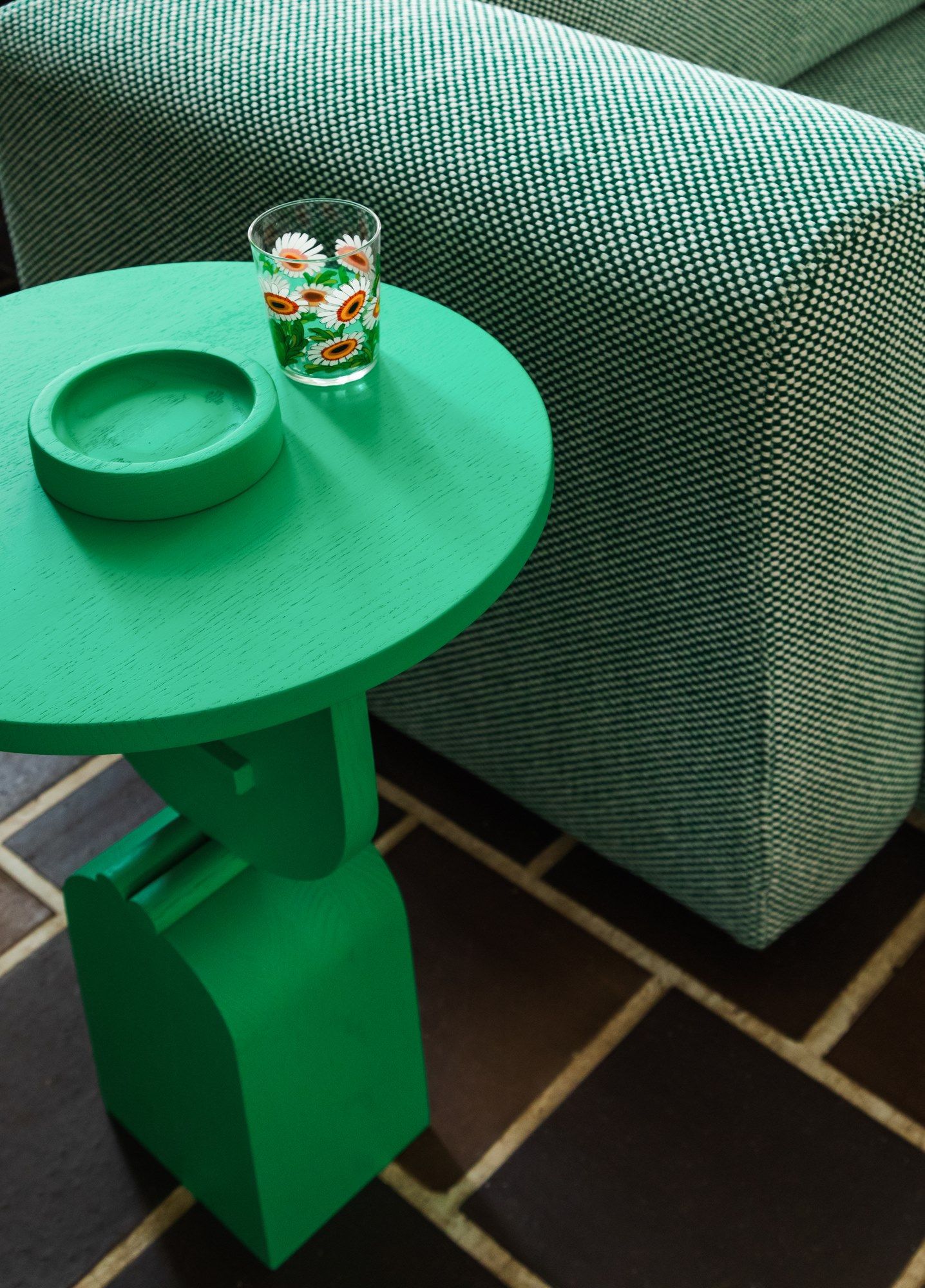 FACES Coffee table By Sancal | design Nathan Yong