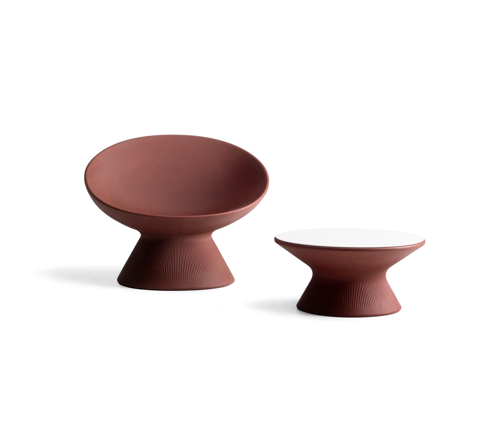 FADE Round polyethylene coffee table By Plust | design Marco Gregori