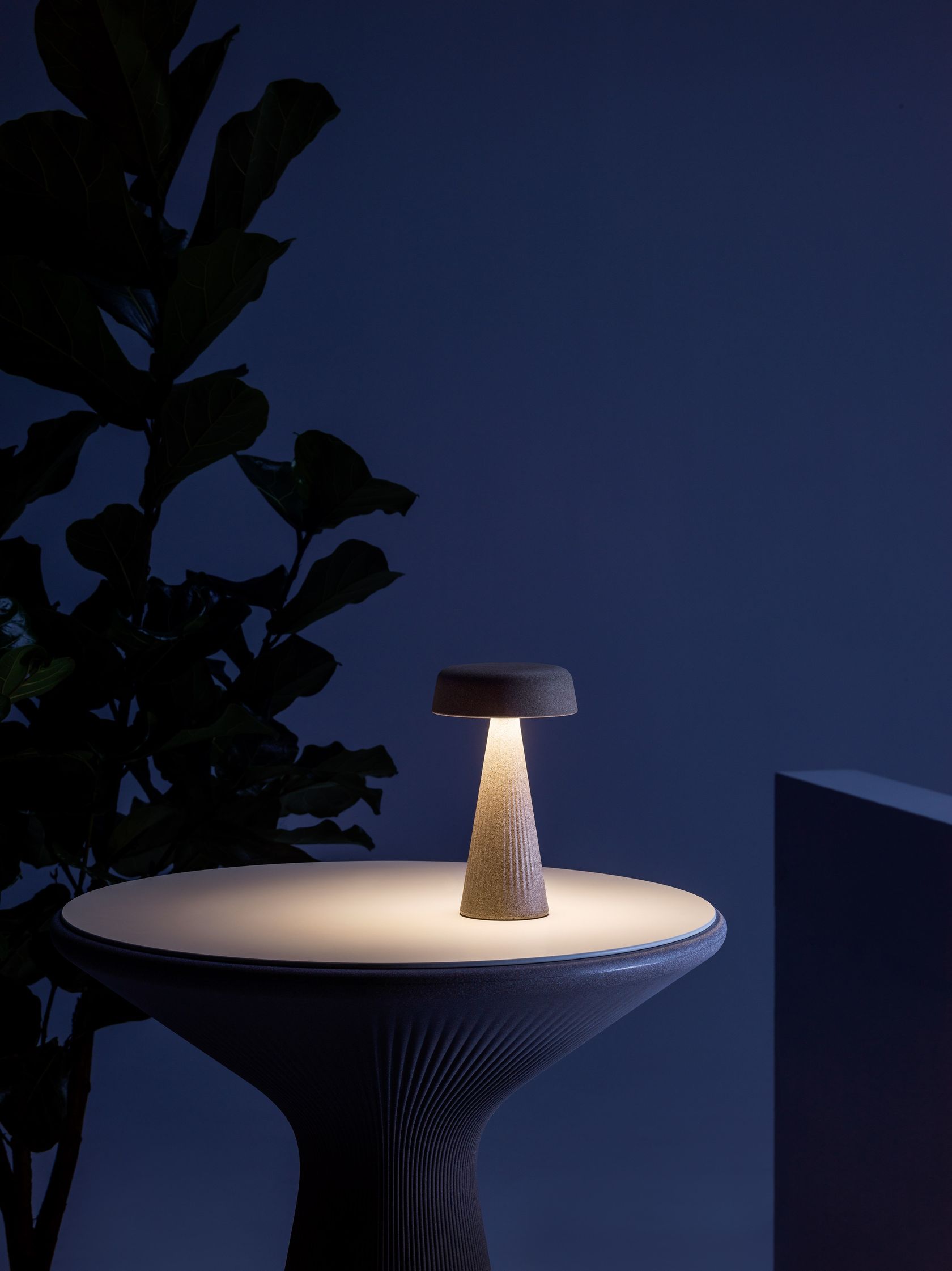 FADE | Lampe de table d’extérieur Collection Fade By Plust design Marco ...