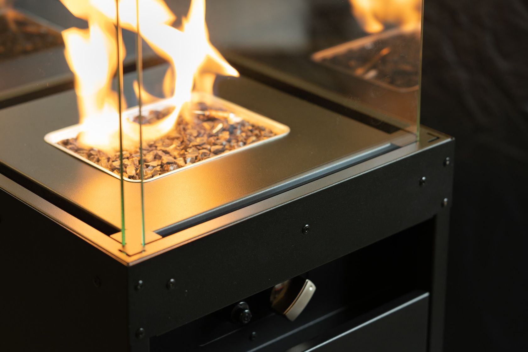 FARO Outdoor fireplace By Planika