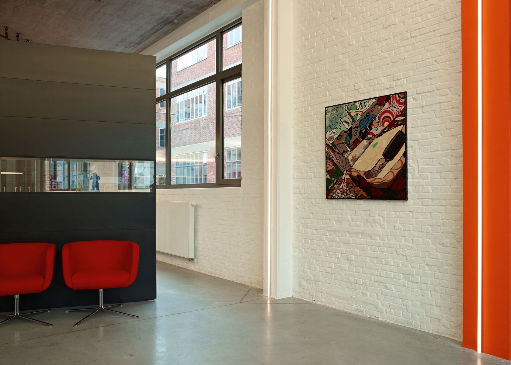 FEMTOLINE 25 linear lighting profile By Delta Light