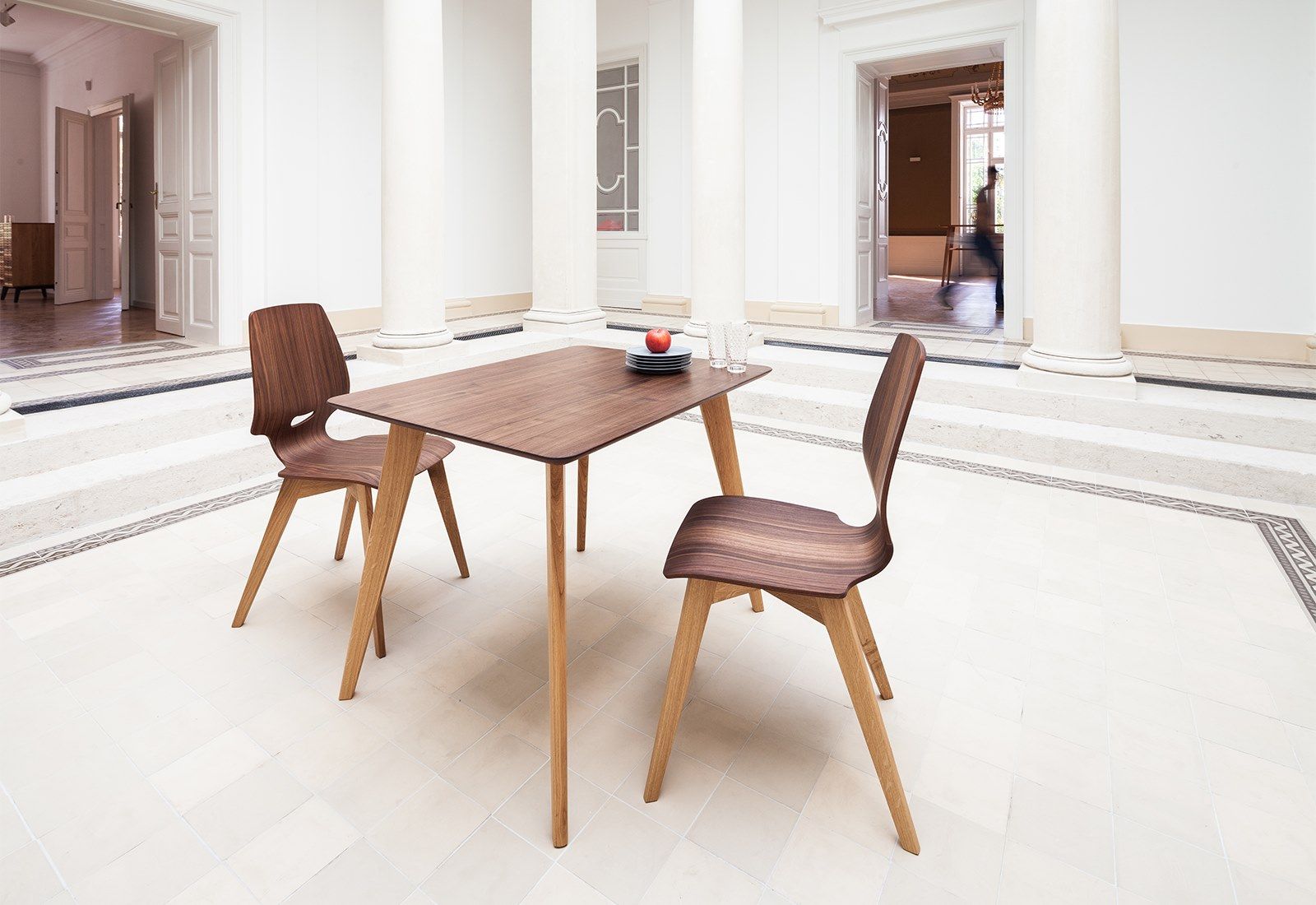 FINN Ergonomic plywood chair By Sixay furniture