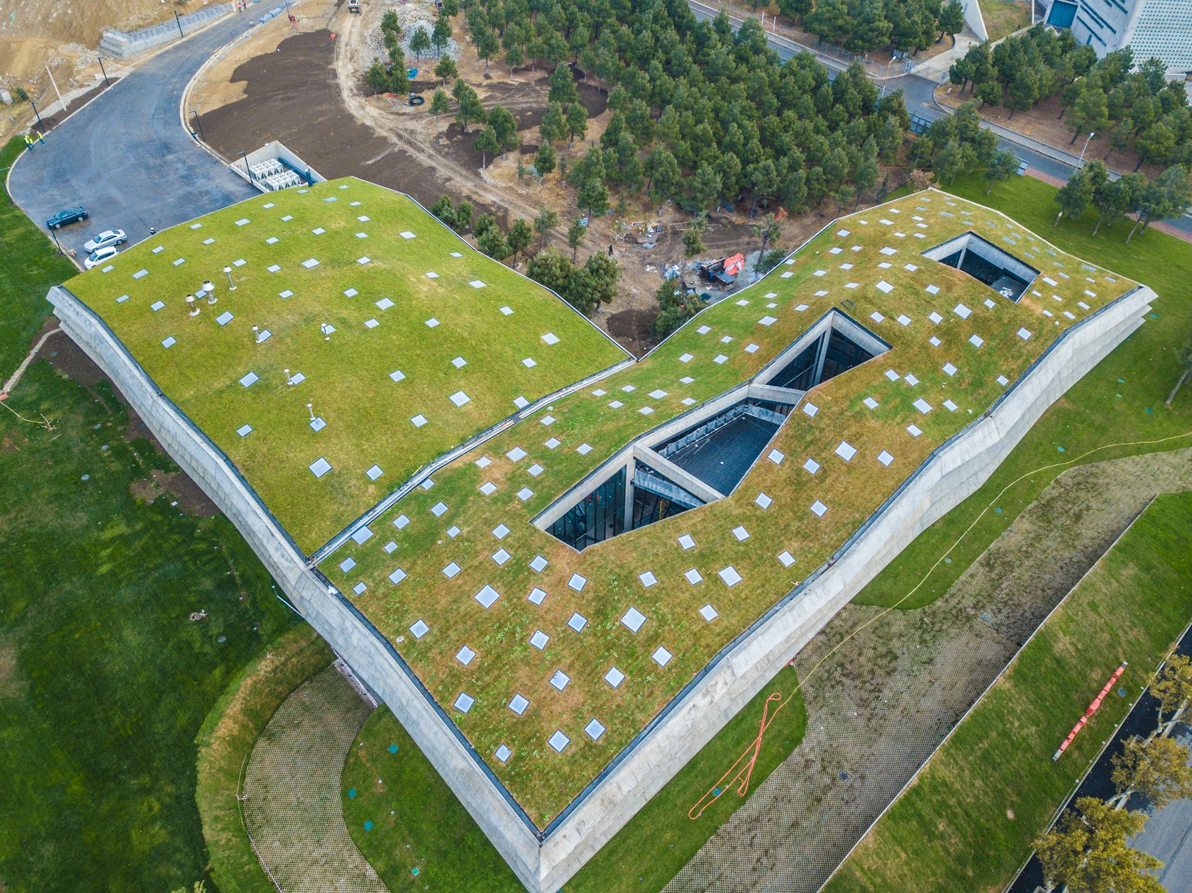 Prefabricated polymer membrane FIRESTONE RUBBERGARD™ EPDM By Firestone ...