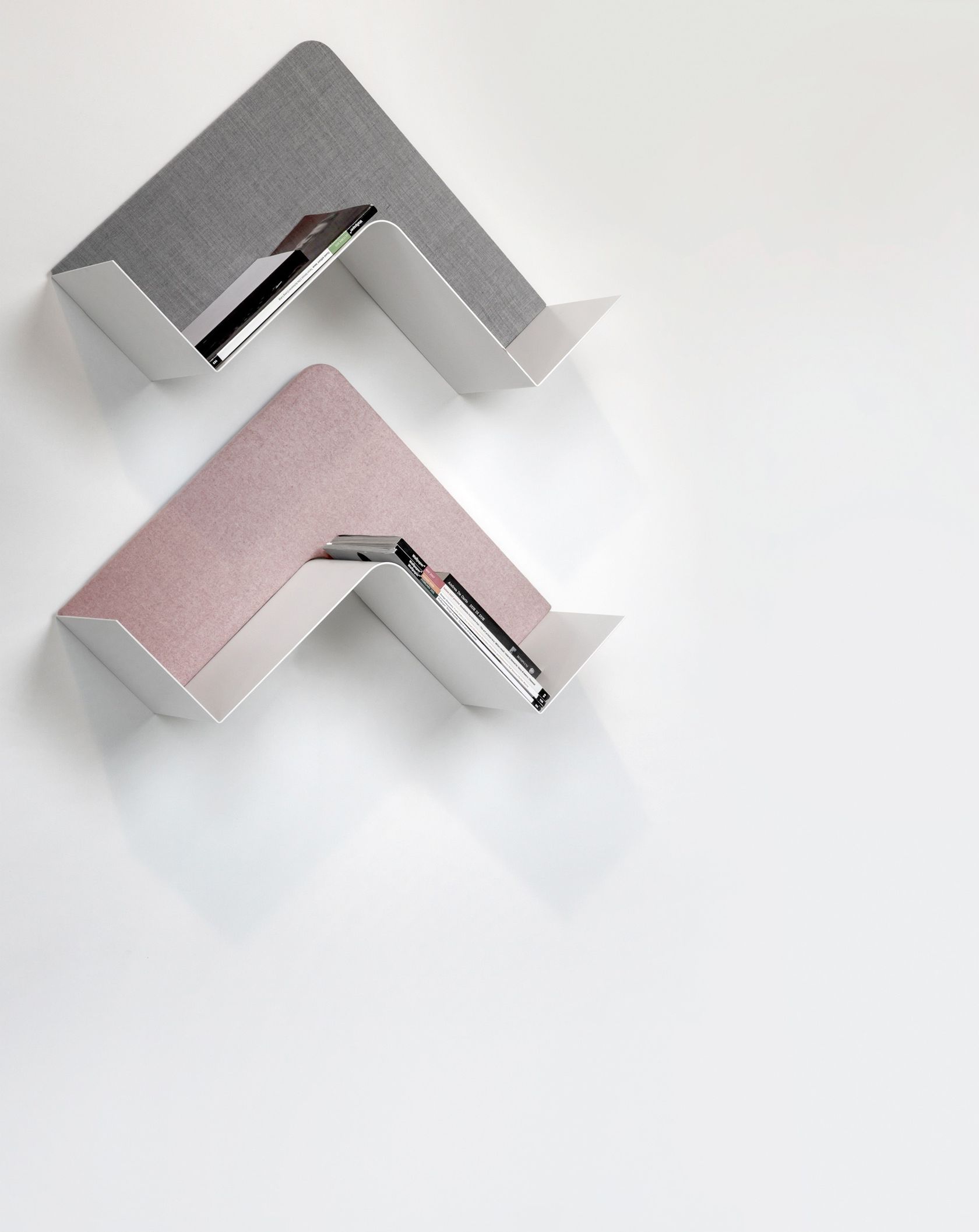 FISHBONE wall shelf By B-LINE