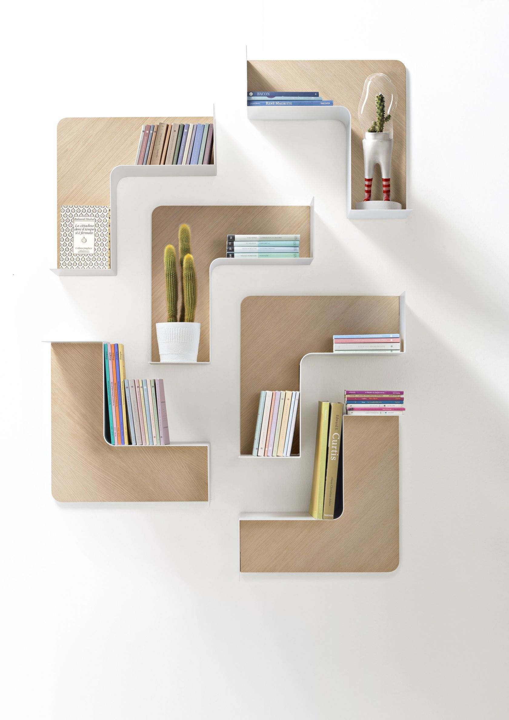 FISHBONE wall shelf By B-LINE