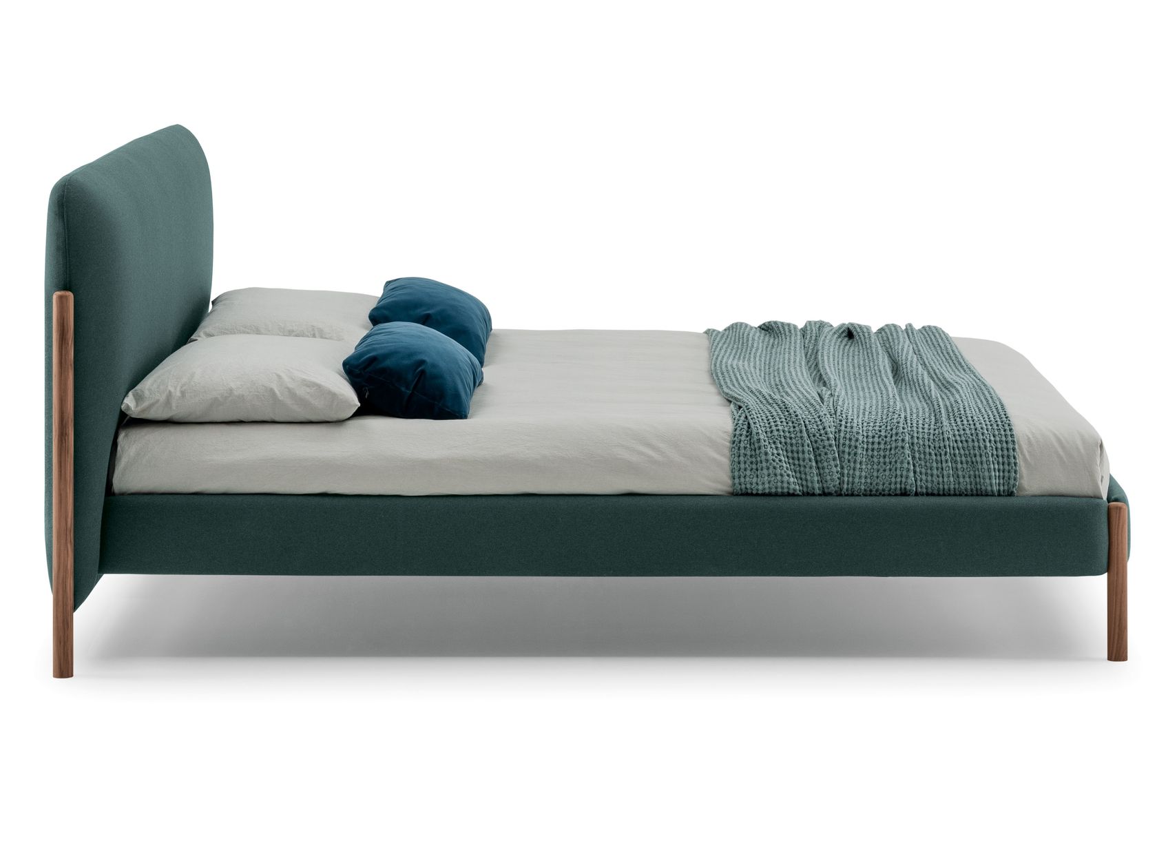 FLAG Upholstered double bed By Bolzan | design ruga.perissinotto