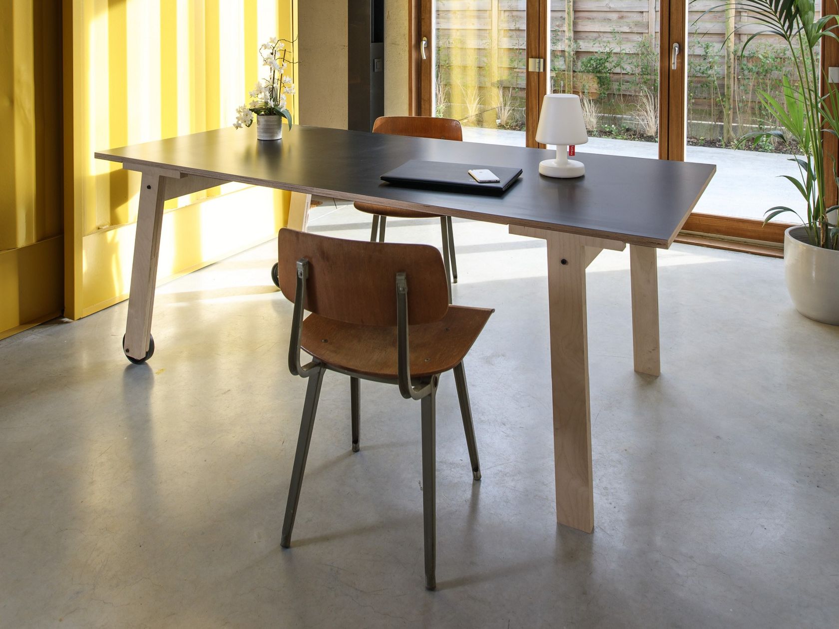 Tavolo rettangolare in stile moderno con ruote FLAT | Tavolo con ruote ...
