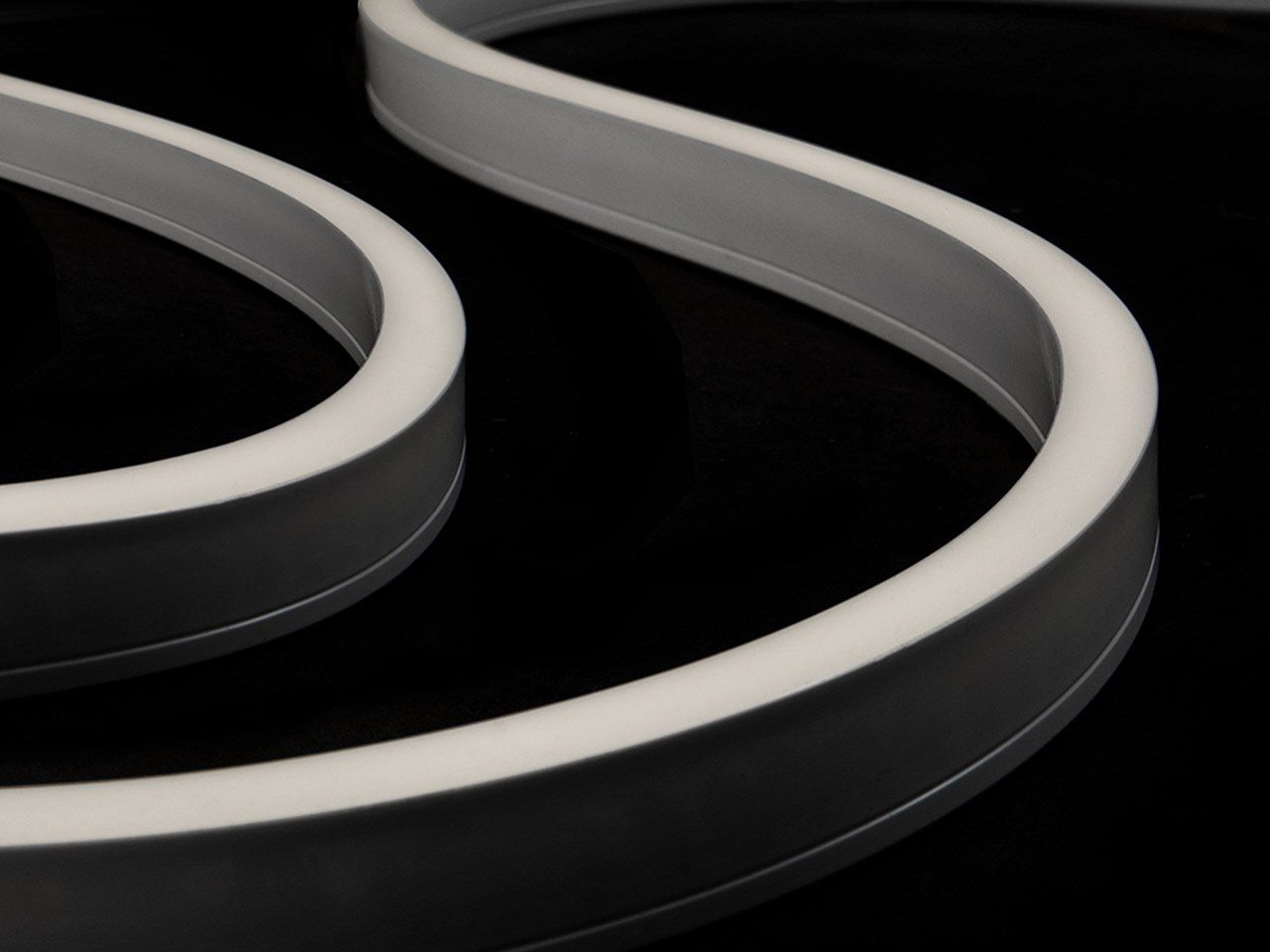 FLEXI SIDE Resin linear lighting profile By Aldabra