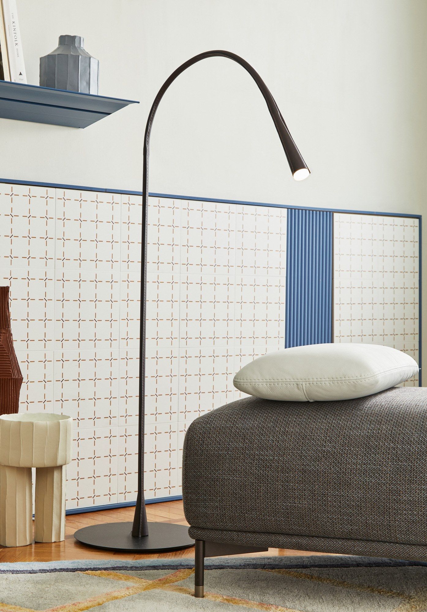 FLEXILED LED Stehleuchte aus Leder mit beweglichem Arm By Contardi ...