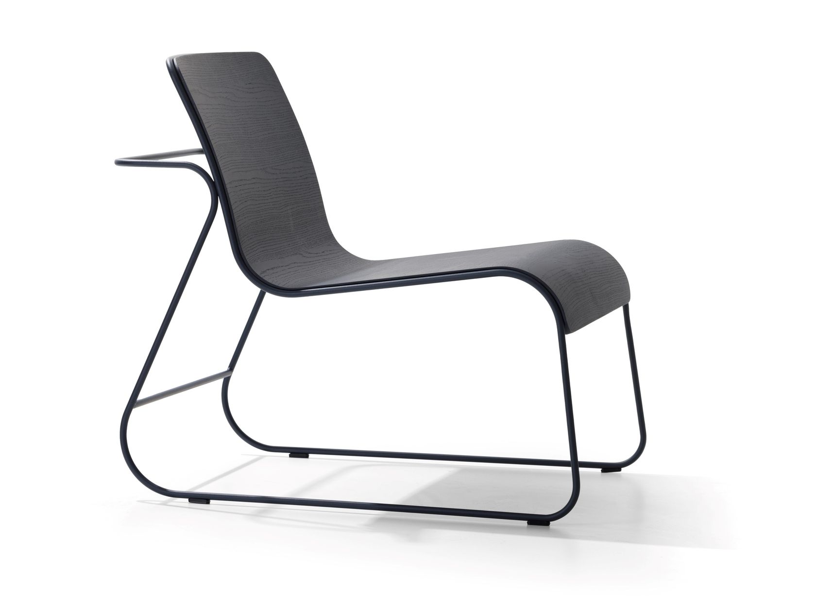 FLOW LOUNGE Easy chair By True Design | design Defne Koz, Marco Susani