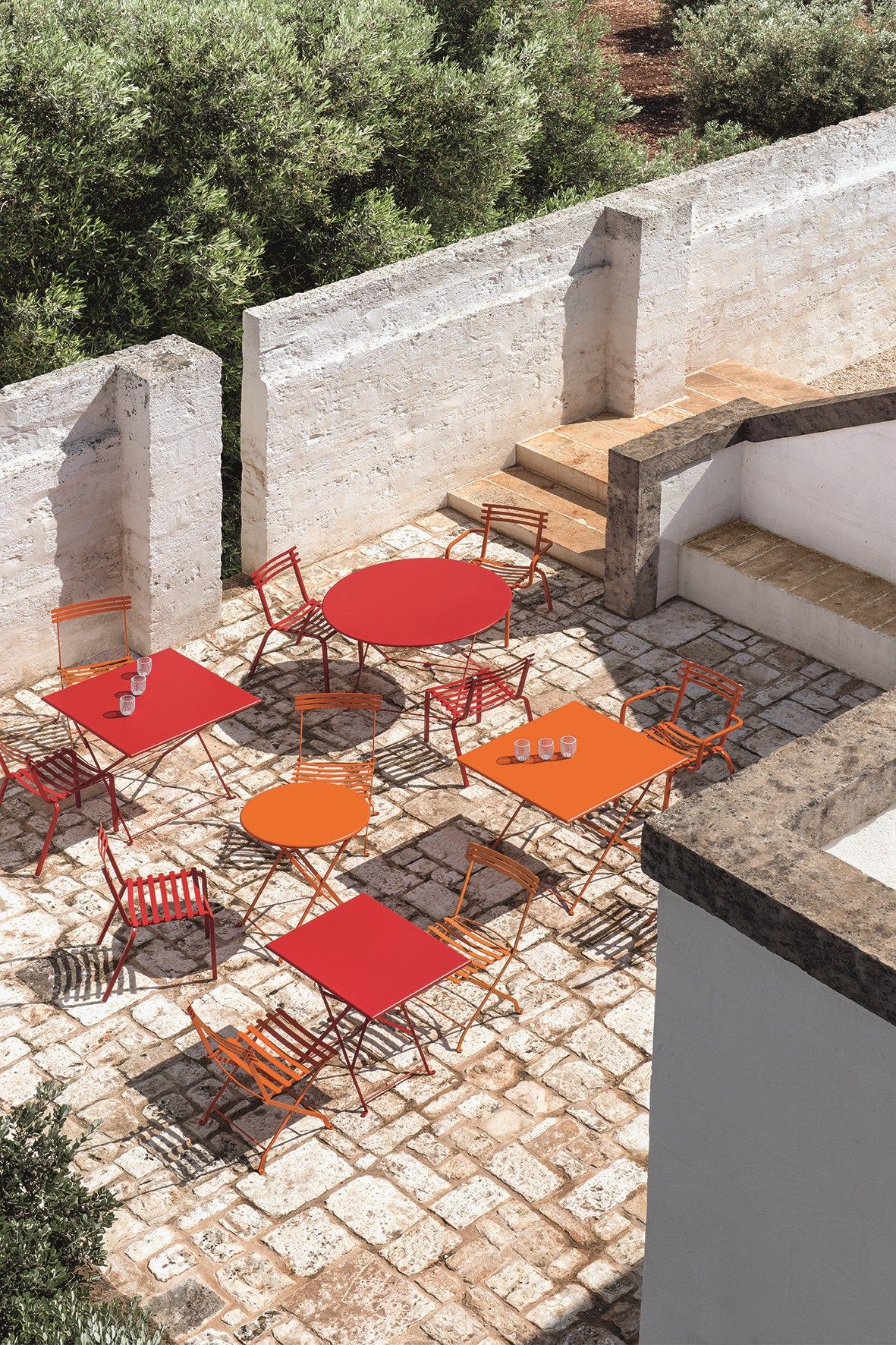 FLOWER Folding painted metal garden table By Ethimo