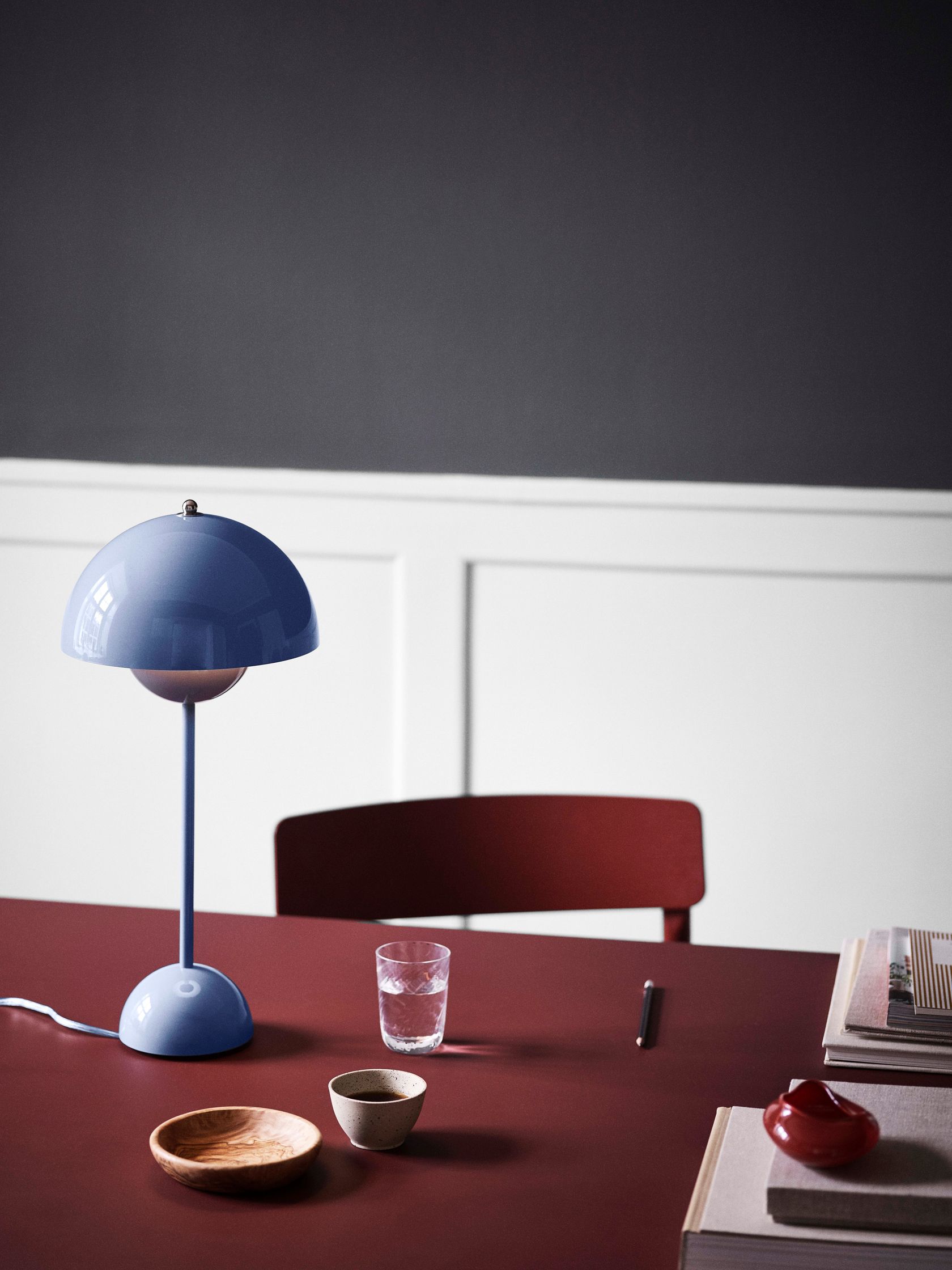 Lampe de table en métal FLOWERPOT VP3 By &TRADITION design Verner Panton