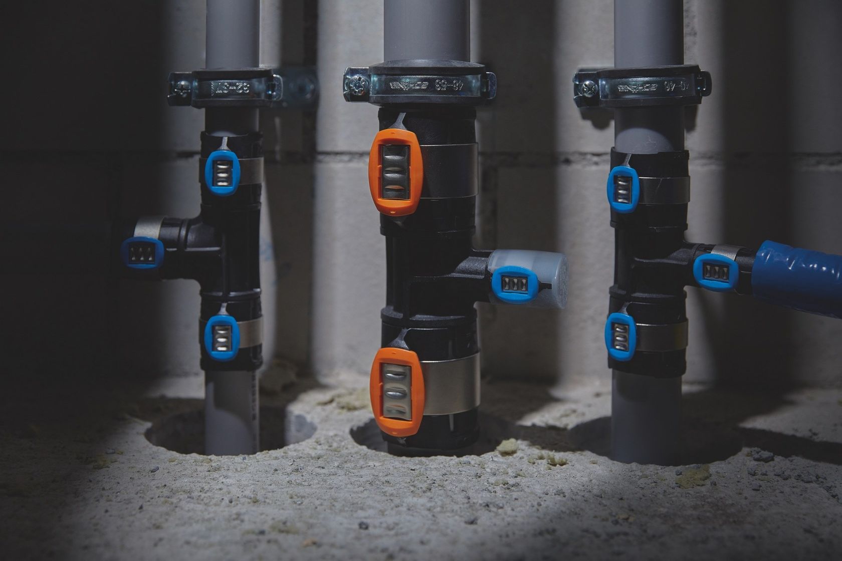 FLOWFIT Piping system for drinking water and heating applications By ...