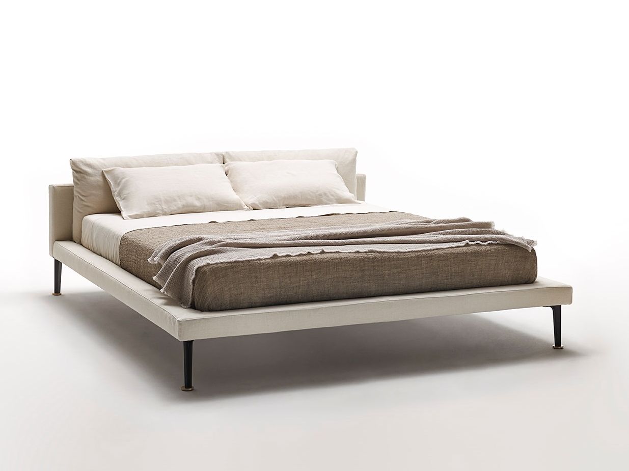 FLOYD-HI Fabric double bed By Living Divani | design Piero Lissoni