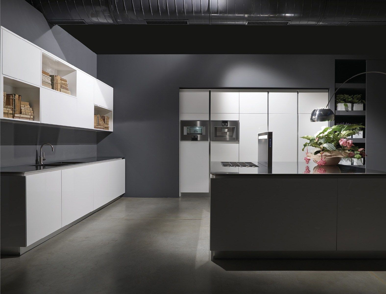 FLY | Kitchen with island By RIFRA