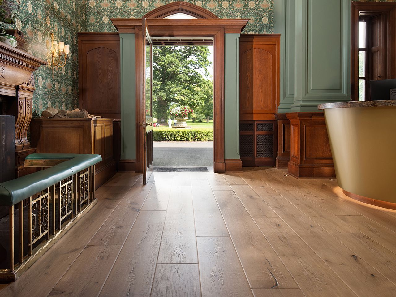 FOREVER 1919 2 layers preﬁnished oak parquet By Corà | design CoràLab