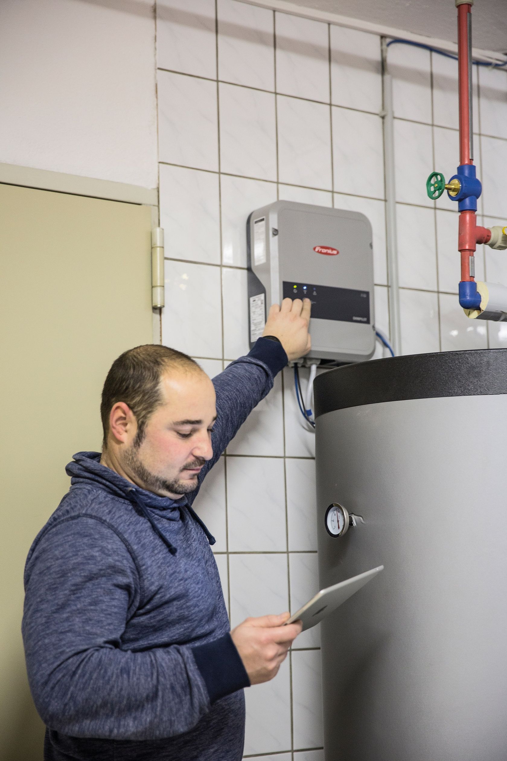 FRONIUS OHMPILOT Monitoring system for photovoltaic system By Fronius ...