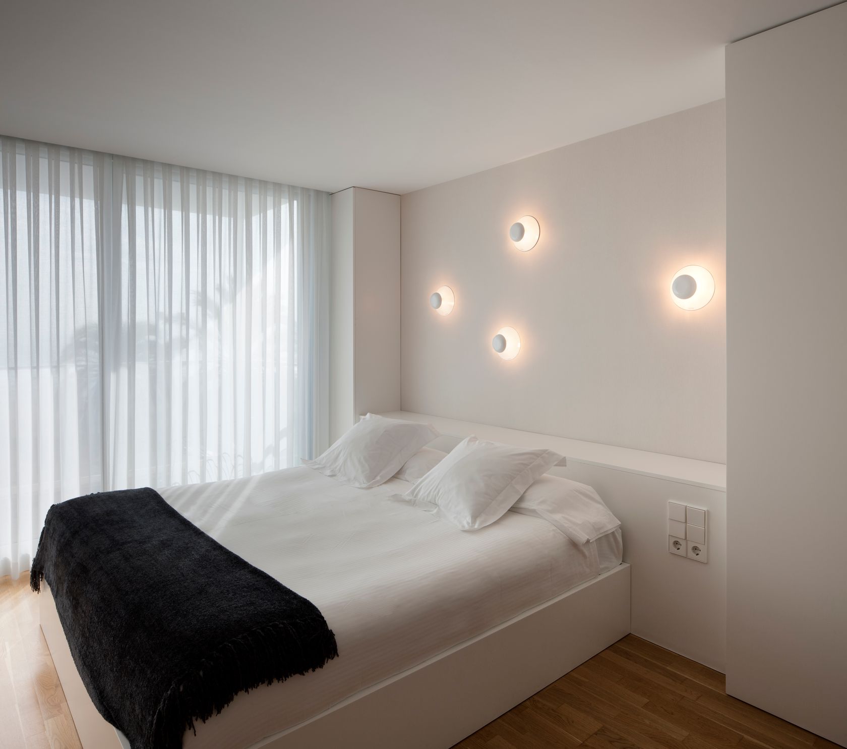 FUNNEL Wall lamp By Vibia