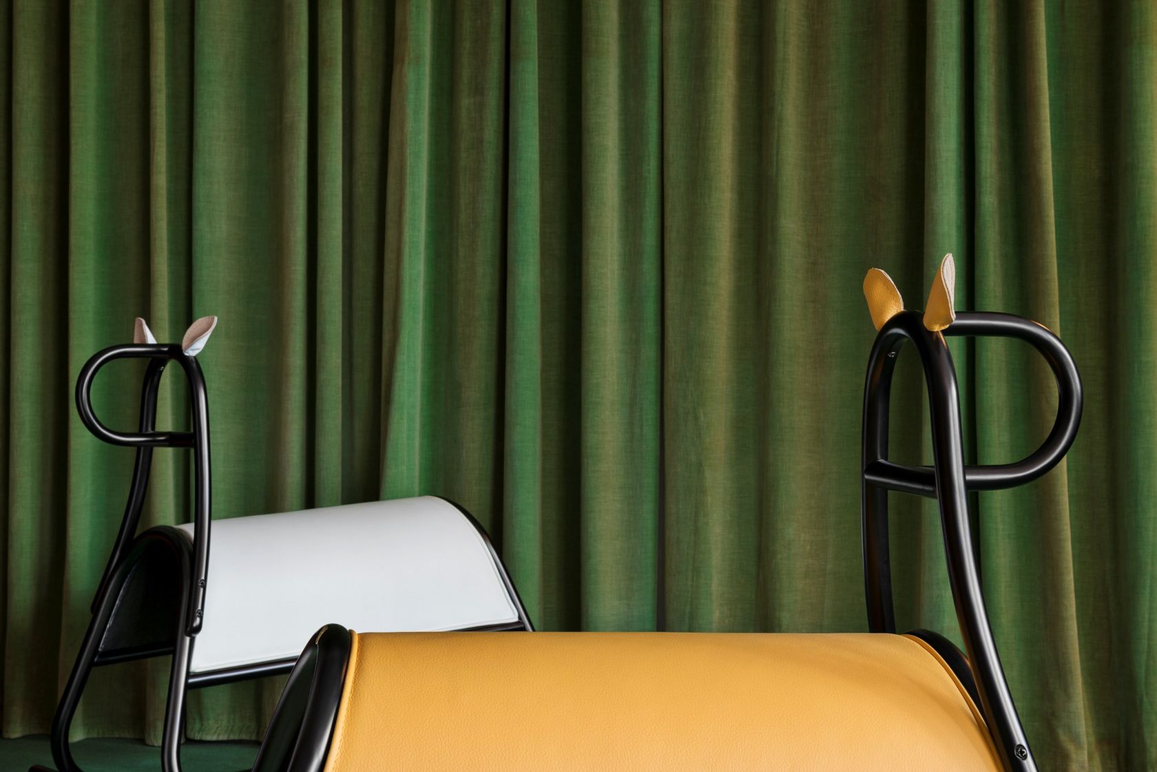 FURIA Rocking horse By Wiener GTV Design | design FRONT