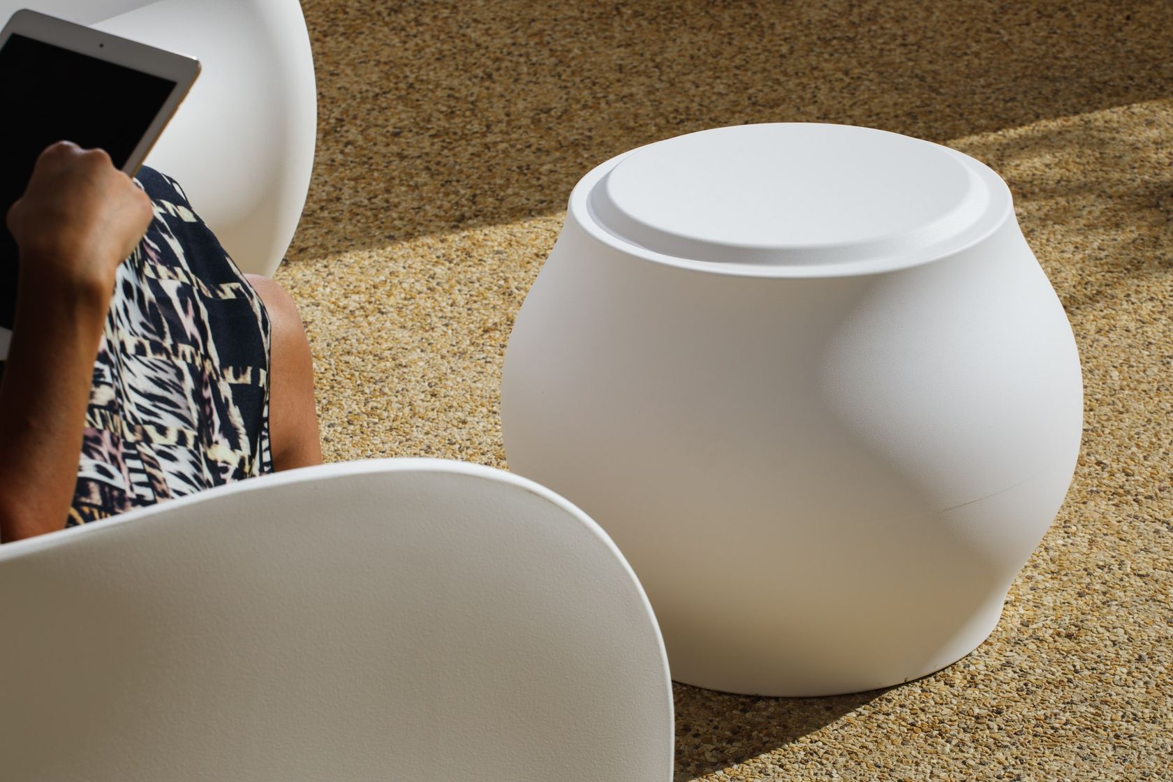 Polyethylene stool FUZZY STOOL By Plust design Eddy Antonello