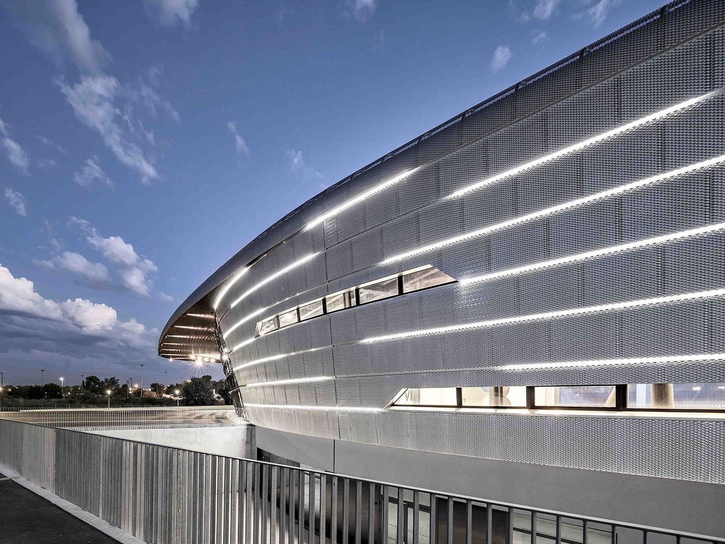 Facciate Rete metallica stirata per rivestimento di facciata By FILS