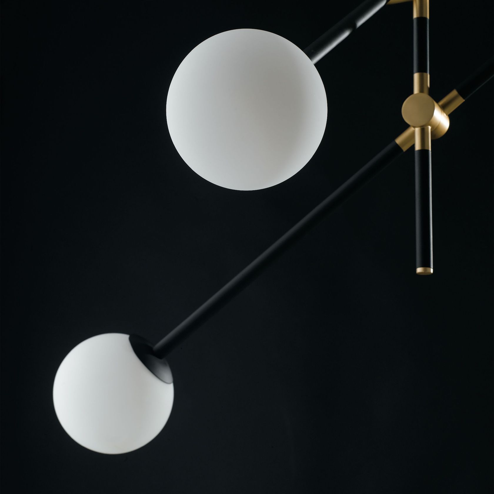 LUCE AMBIENTE DESIGN 吊灯 By Fan Europe Lighting