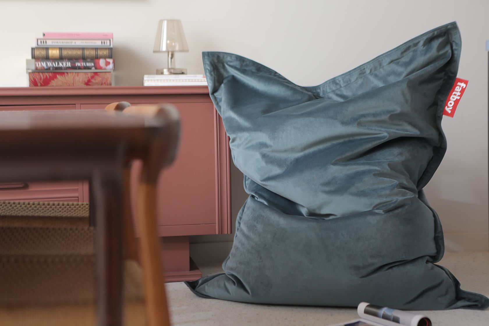 FATBOY® ORIGINAL SLIM VELVET Bean bag By Fatboy | design Jukka Setälä