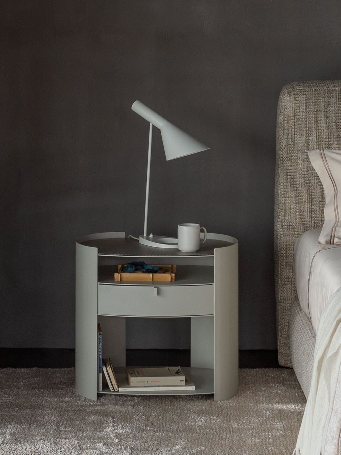 LOTUS Metal bedside table By Flou