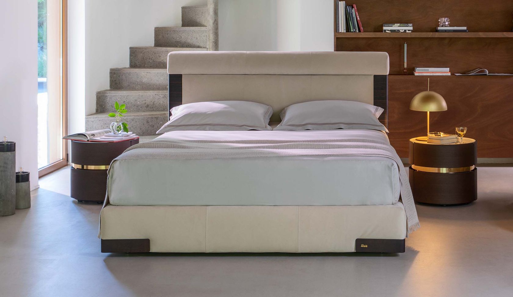 TOSHI Bedside table By Flou
