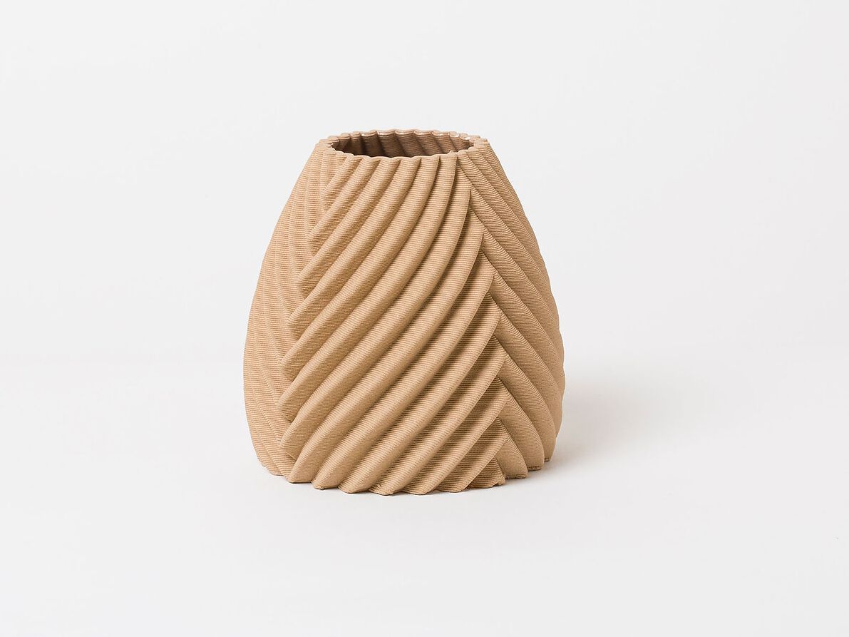 PLEATS Vase en porcelaine By Fornice Objects