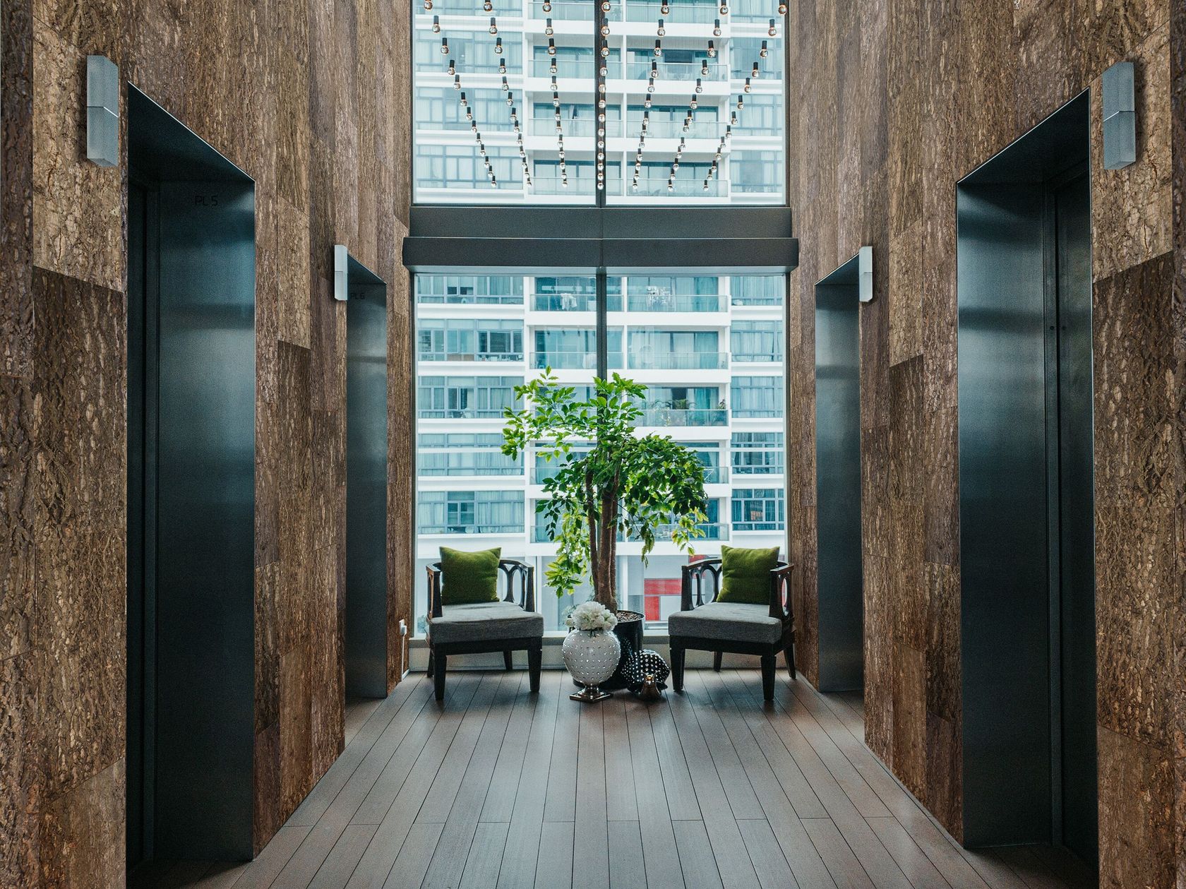 Bark House® POPLAR BARK WALL PANELS Poplar bark wall tiles By Freund GmbH