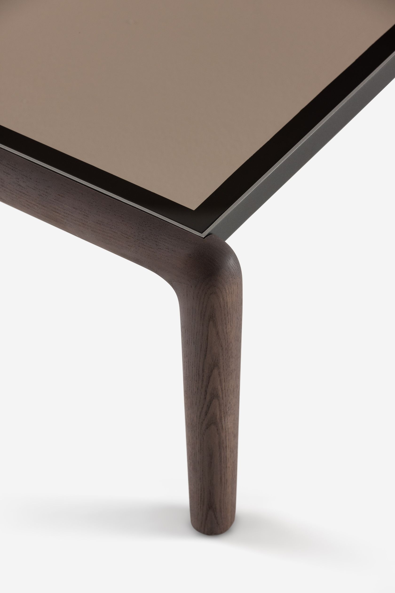 GAUDÍ Wood and glass side table By Flou | design Matteo Nunziati