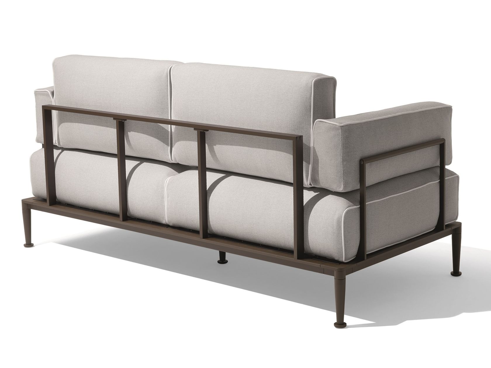 GEA | Sofa By Giorgetti design Chi Wing Lo