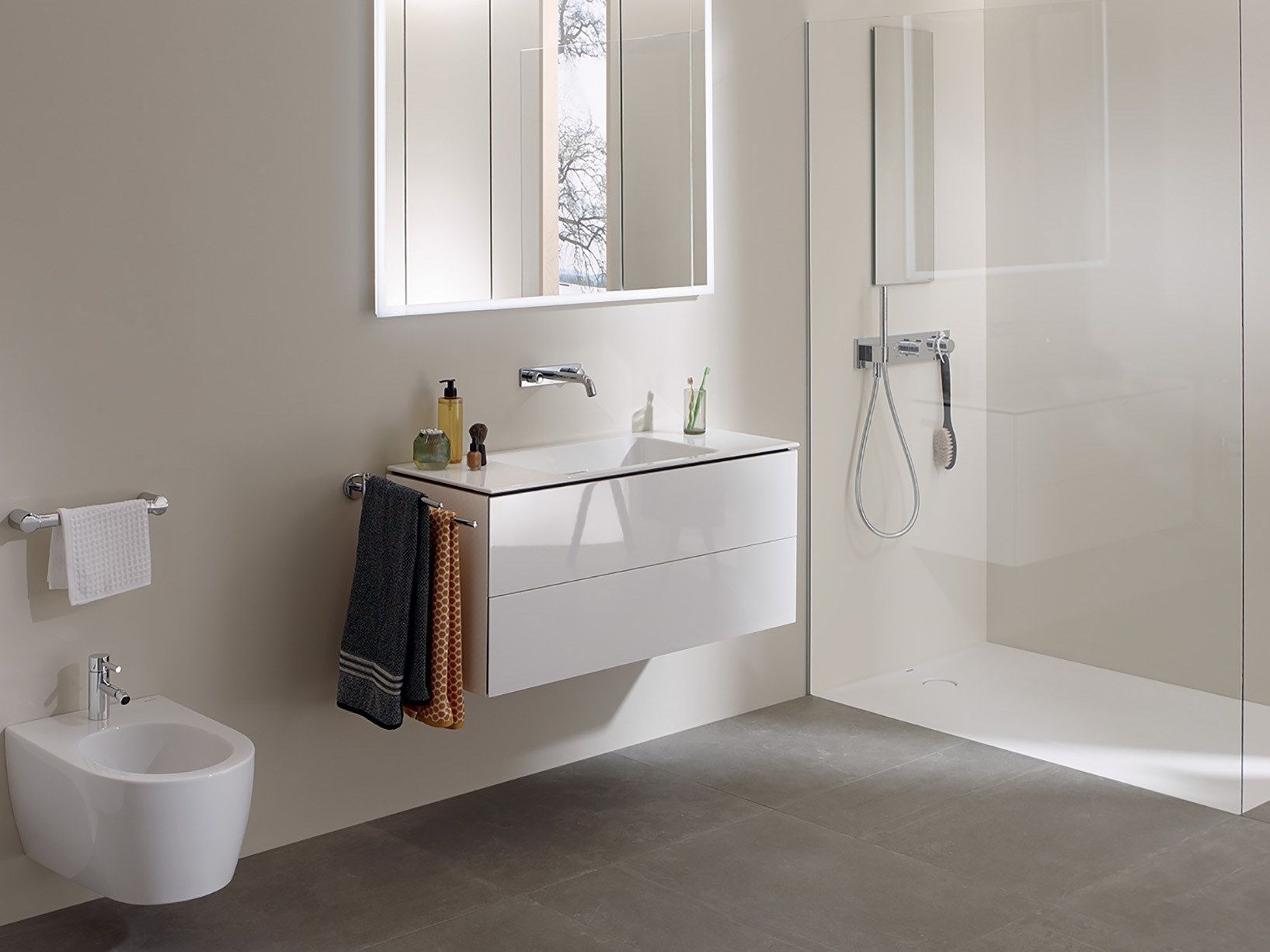 ONE Wall-mounted vanity unit with drawers By Geberit