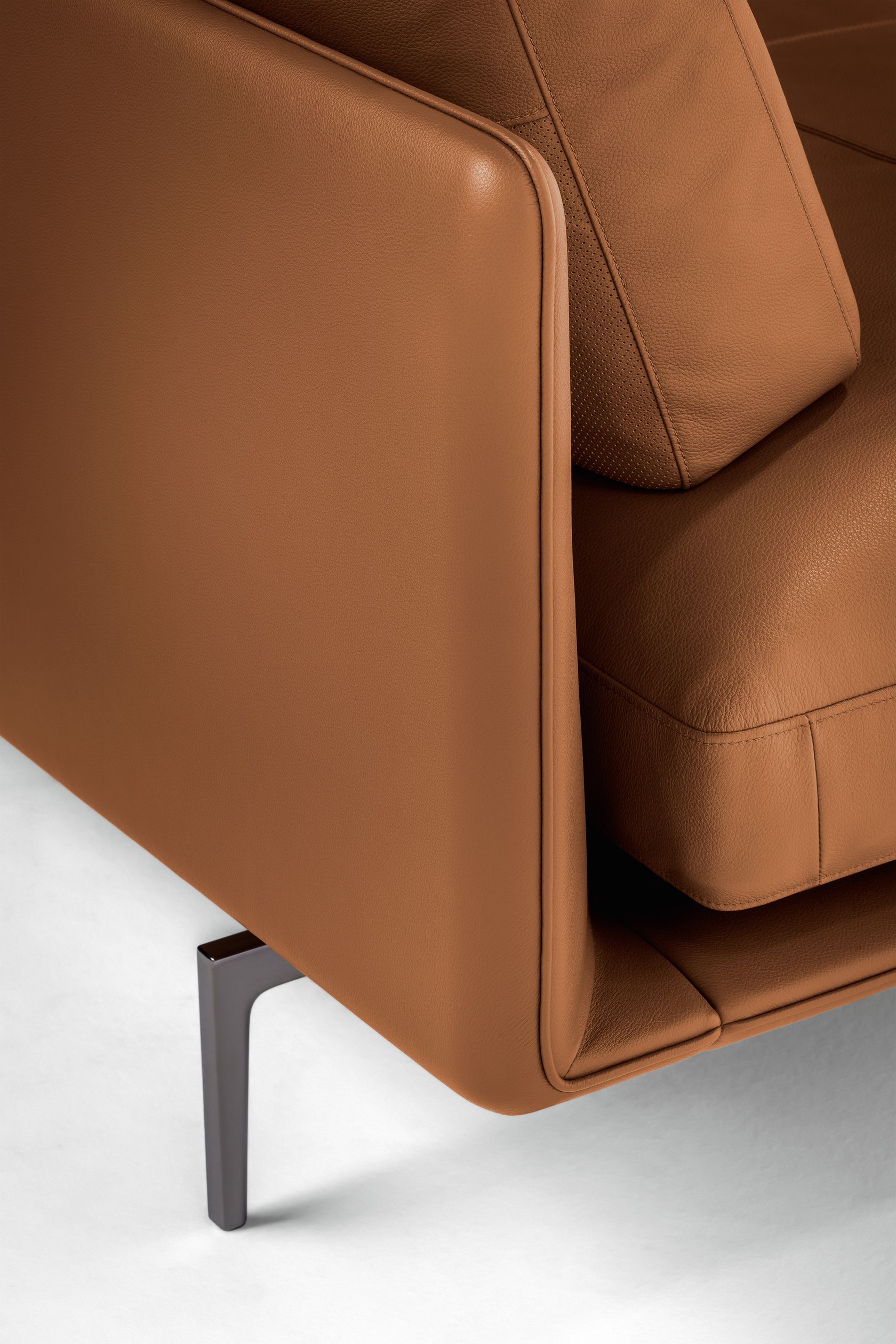 GET BACK 2 seater leather sofa By Poltrona Frau | design Palomba ...